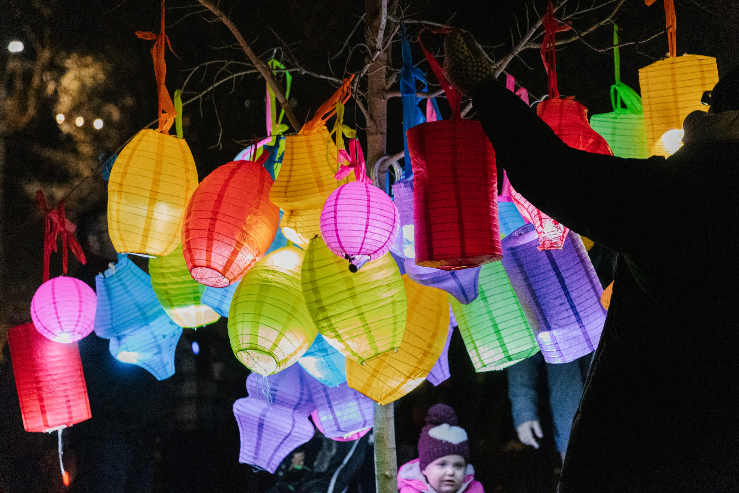 Gorgeous Holiday Glow Ups: Sparkling Niagara Stops To Add To Your ...